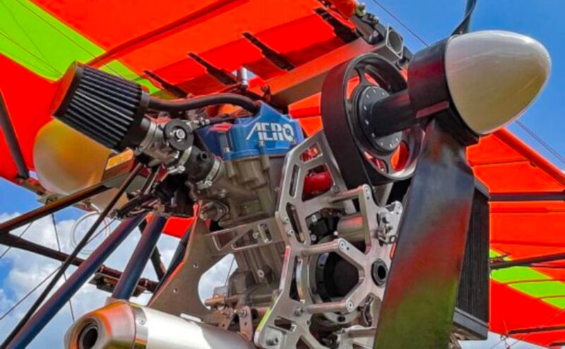 BLACKHAWK USA - Helvenco 4-Stroke Fuel Injected Aircraft Engines